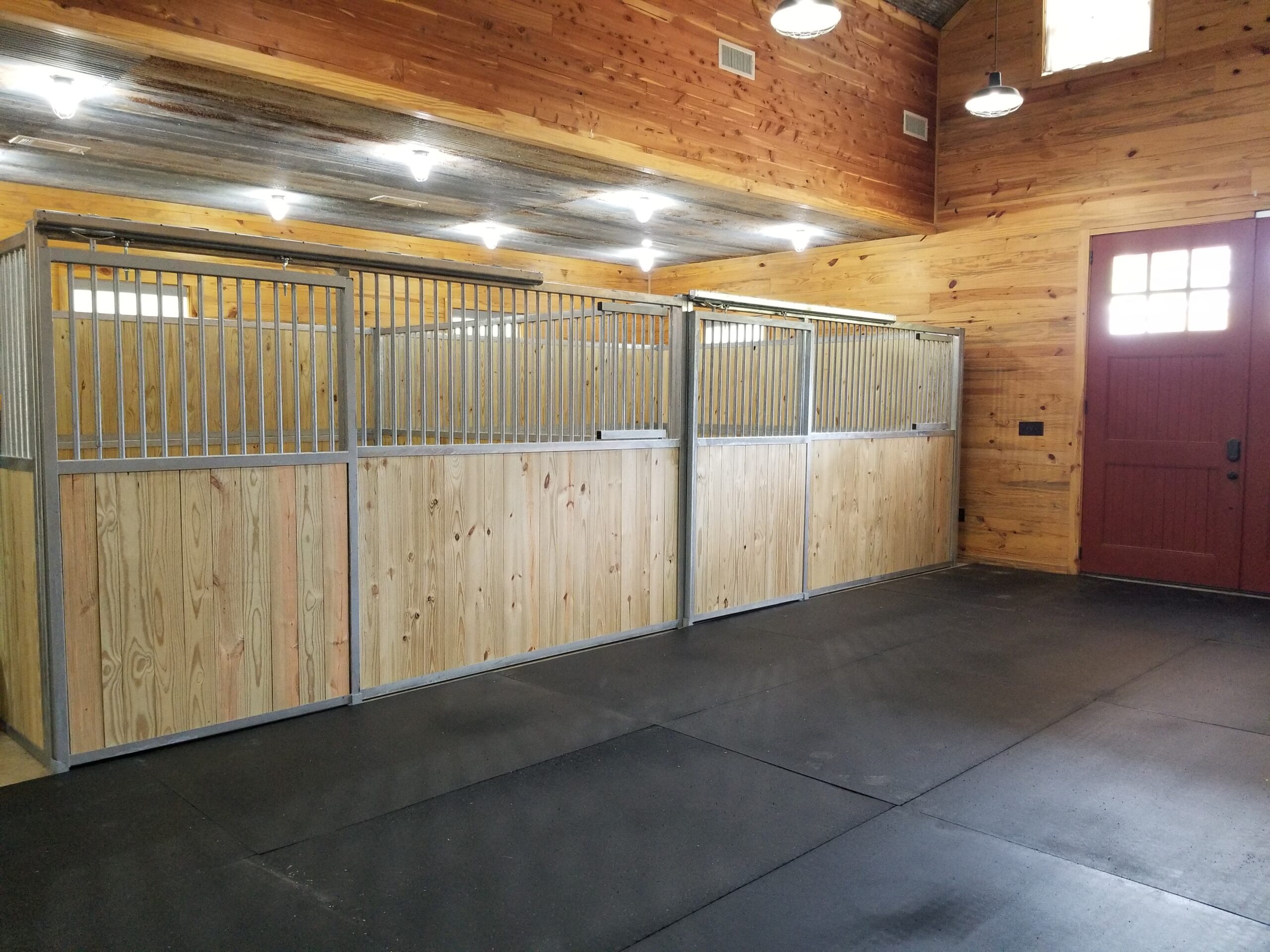 Dublin Stall Front with Feed Door | RAMM Fence & Stalls